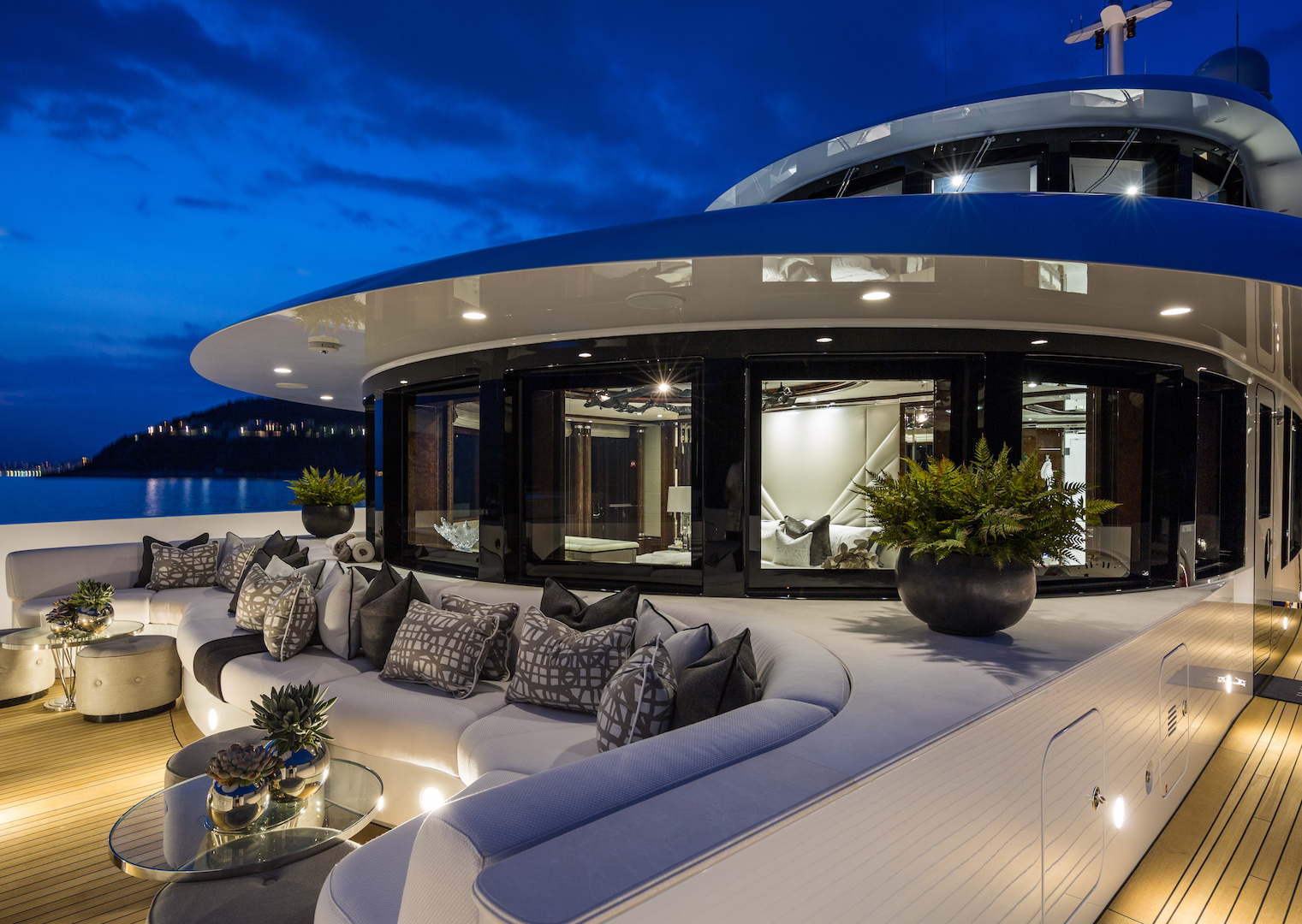 SOUNDWAVE Yacht Charter Details, Benetti | CHARTERWORLD Luxury Superyachts