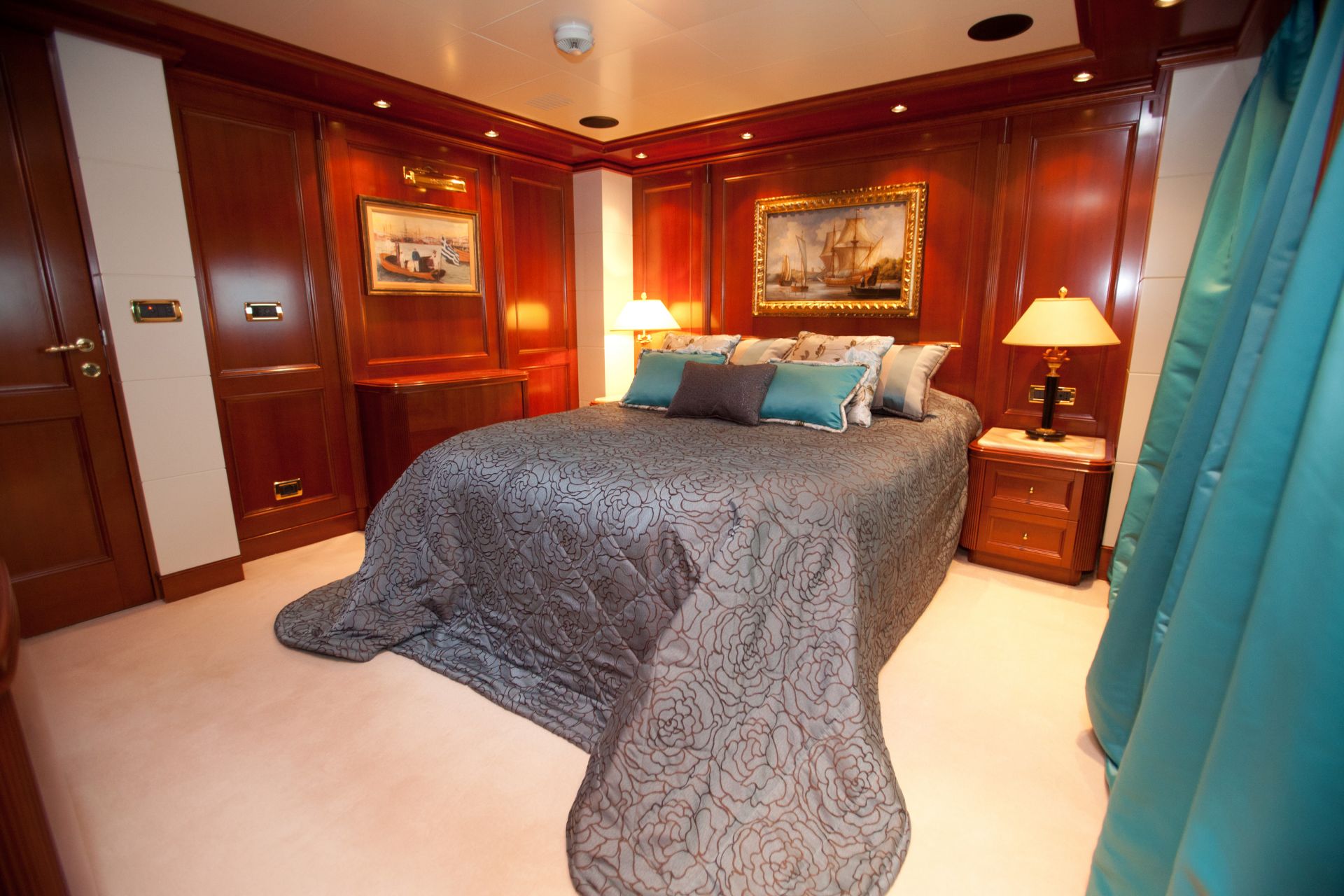 Cabin Image Gallery – Luxury Yacht Browser | by CHARTERWORLD Superyacht ...