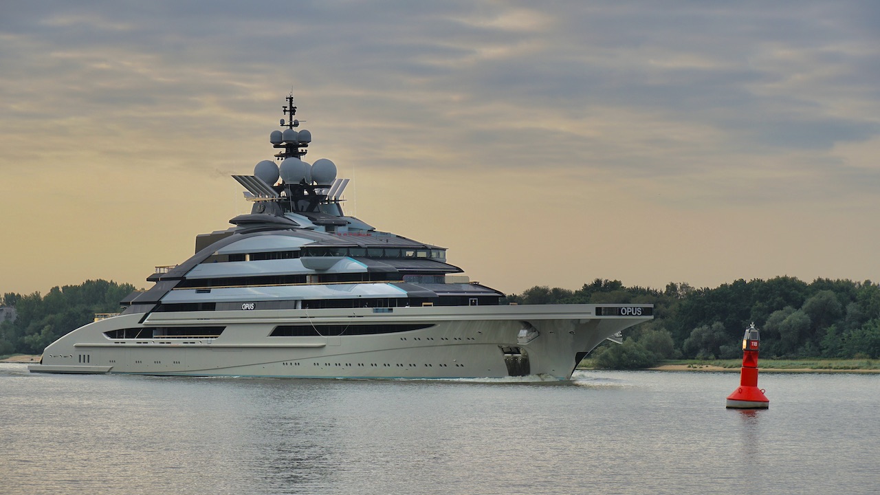Yacht NORD, Lurssen | CHARTERWORLD Luxury Superyacht Charters