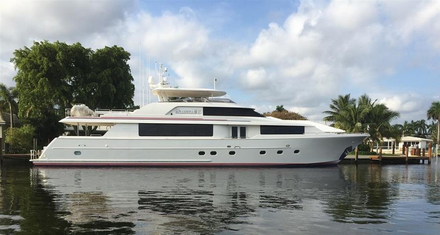 DREAM WEAVER Yacht Charter Details, Westport | CHARTERWORLD Luxury ...