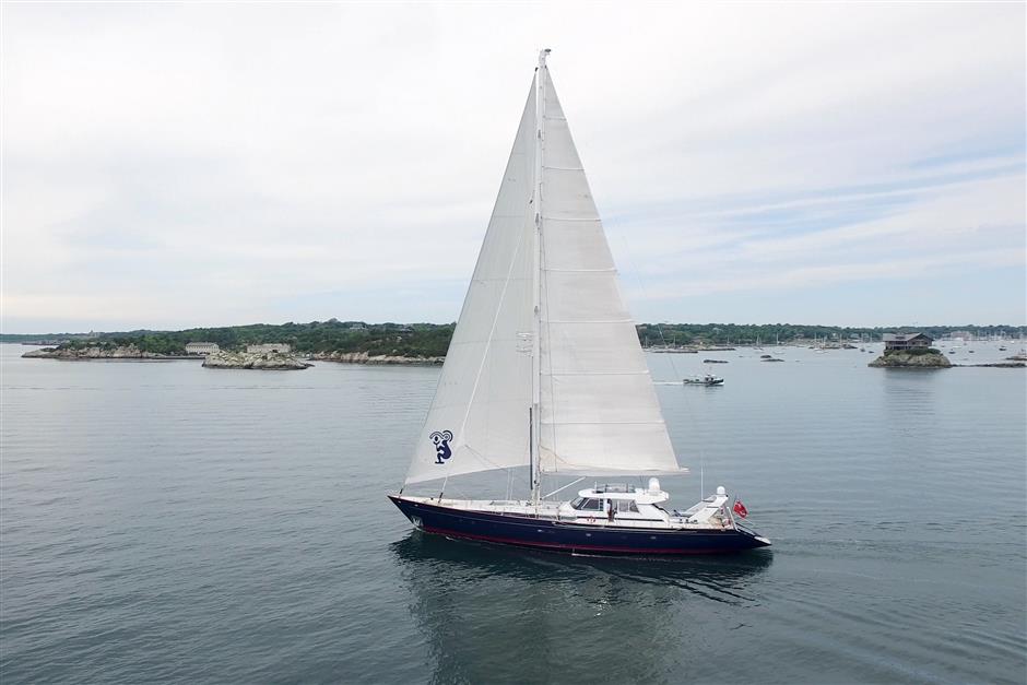 Manutara – Luxury Yacht Browser | by CHARTERWORLD Superyacht Charter