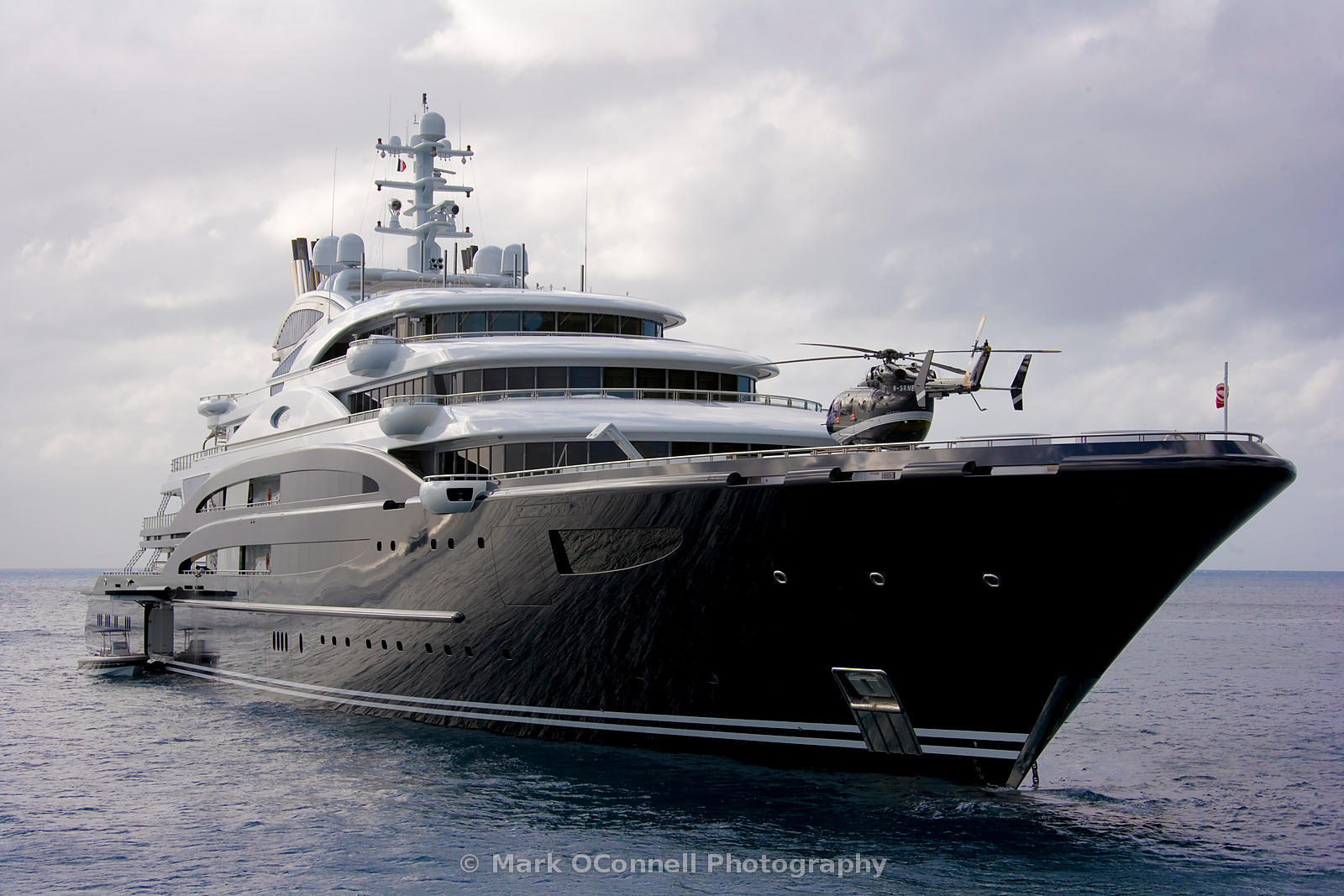 Serene Yacht Helicopter Crew Fincantieri Yachts Image Gallery