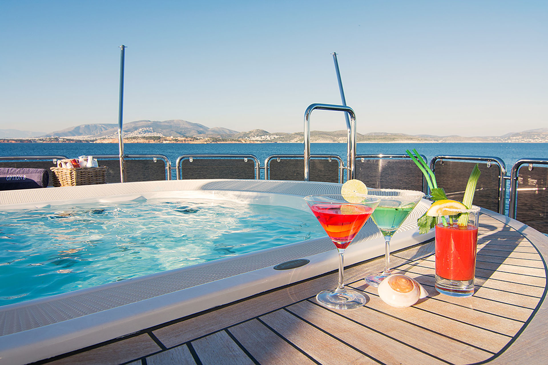 OPTION B Yacht Charter Details, Benetti | CHARTERWORLD Luxury Superyachts