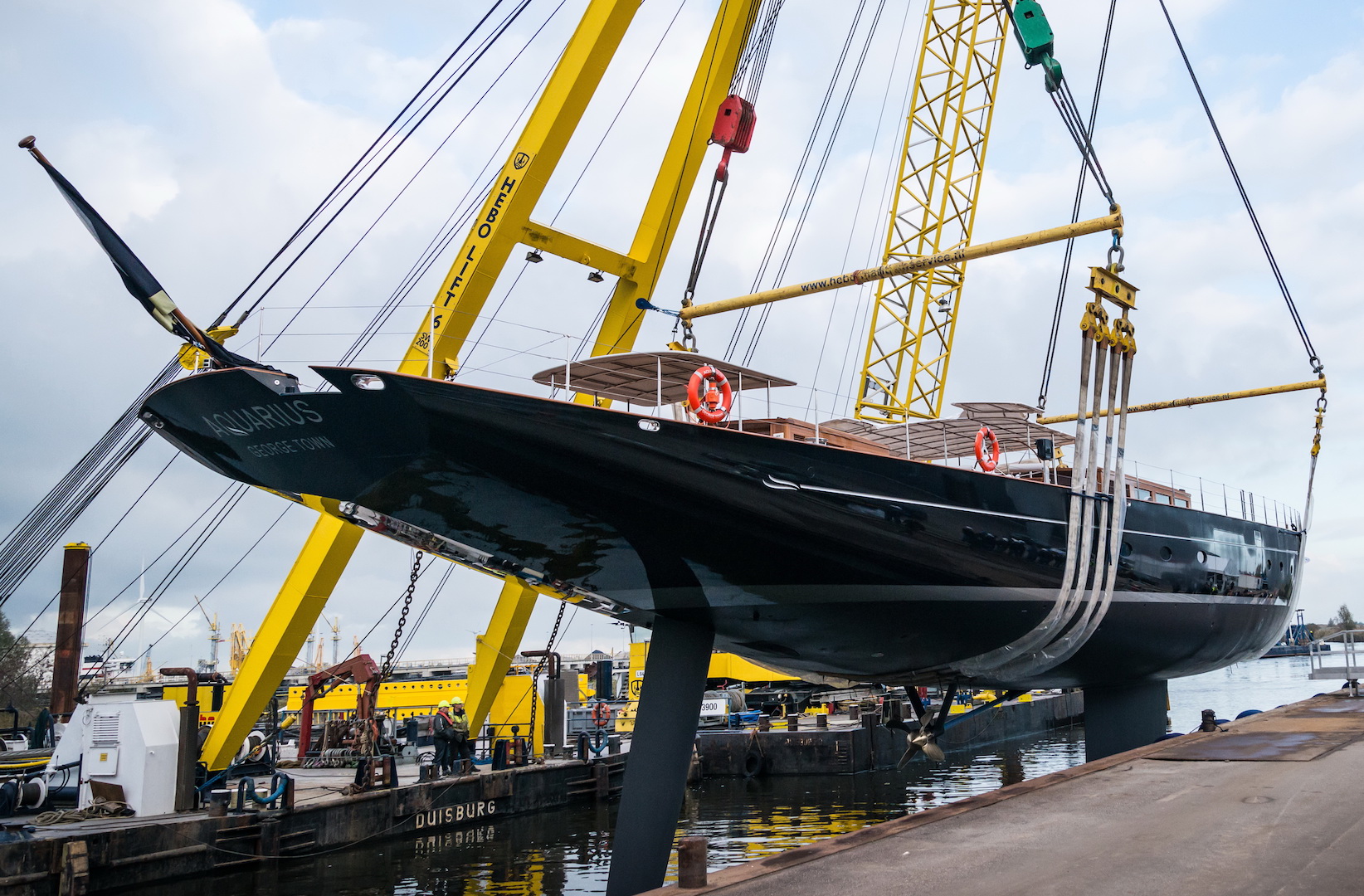 Yacht AQUARIUS, a Royal Huisman Superyacht | CHARTERWORLD Luxury ...