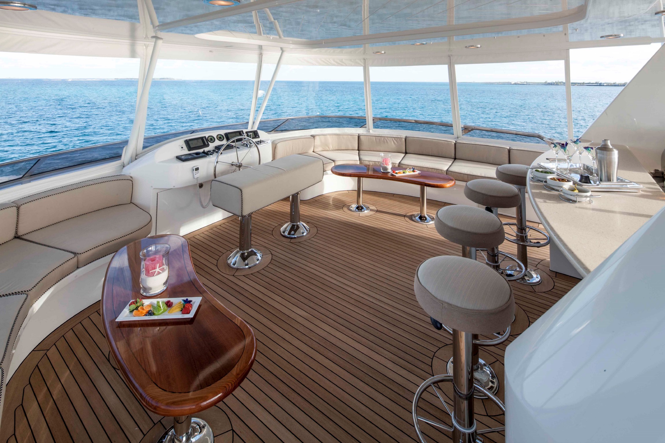 AMITIE Yacht Charter Details, Westport | CHARTERWORLD Luxury Superyachts