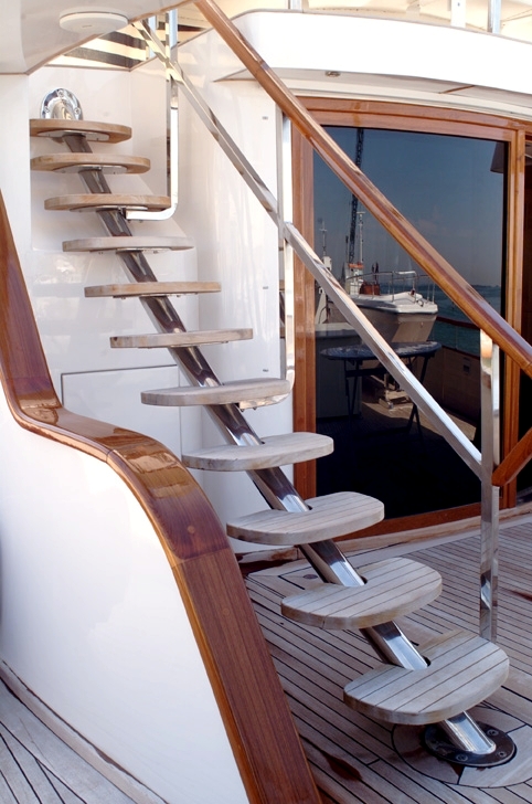 Bert Stairs – Luxury Yacht Browser | by CHARTERWORLD Superyacht Charter