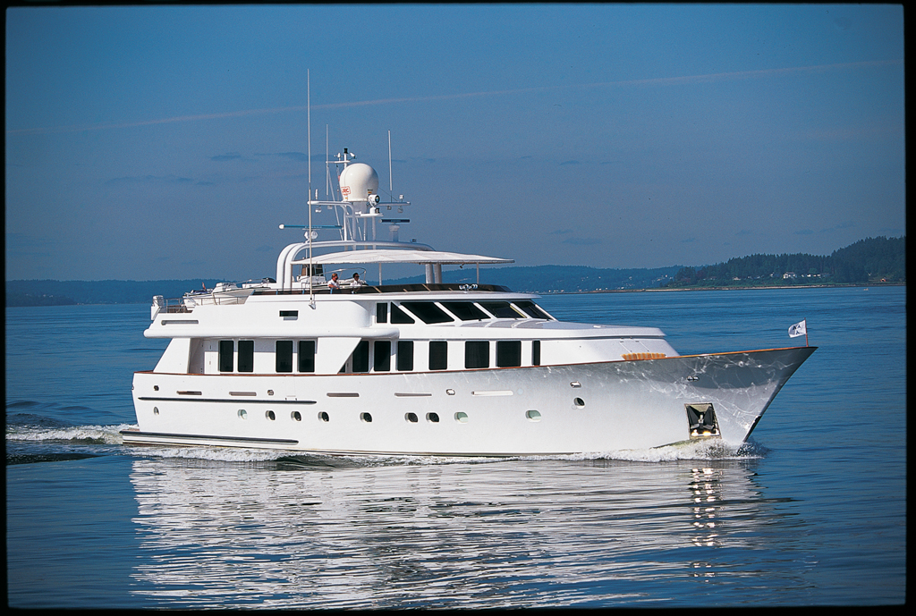 Yacht CRISS C, a Christensen Superyacht | CHARTERWORLD Luxury ...