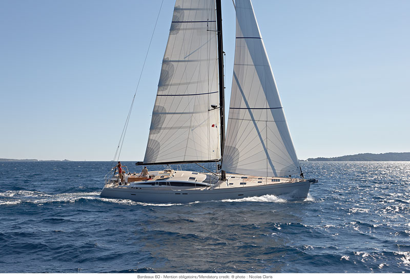 Yacht EVOLUTION, CNB Bordeaux | CHARTERWORLD Luxury Superyacht Charters