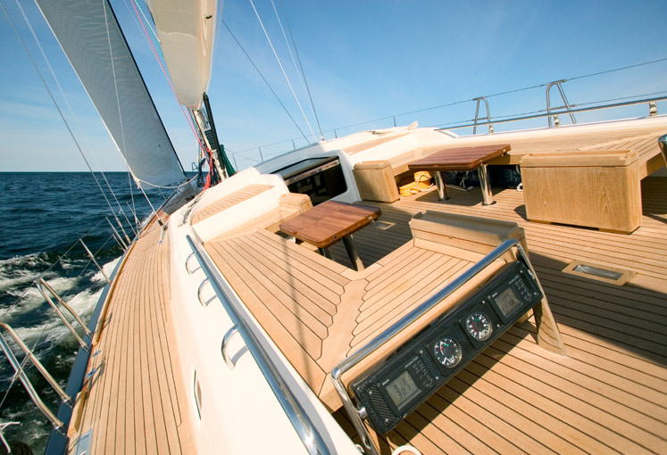 Crackerjack Yacht Charter Details, Nautors Swan 82 Charter ...