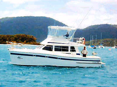 Scimitar 1010 Yacht Charter Details, Scimitar 35ft power catamaran ...