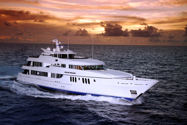 Super yacht BLUE MOON — Yacht Charter & Superyacht News