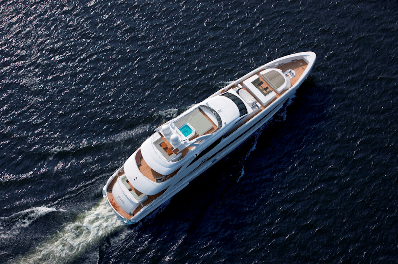 Heesen Yachts awarded two Gold Neptunes at the ShowBoats Design Awards ...