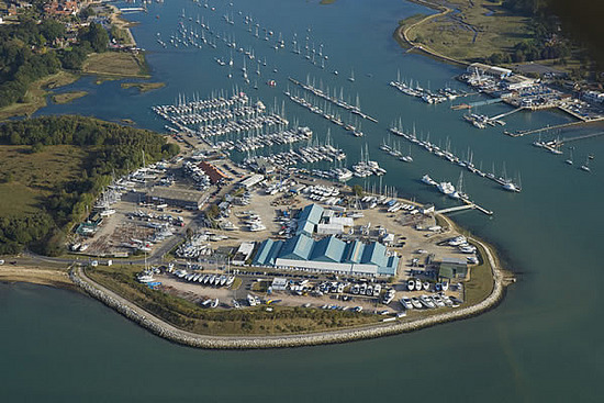 Sealine South Coast opens its new premises at MDL’s Hamble Point Marina ...