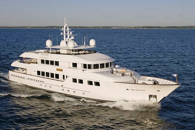 Burger motor yacht Ingot - Photo Credit Burger Yachts — Yacht Charter ...