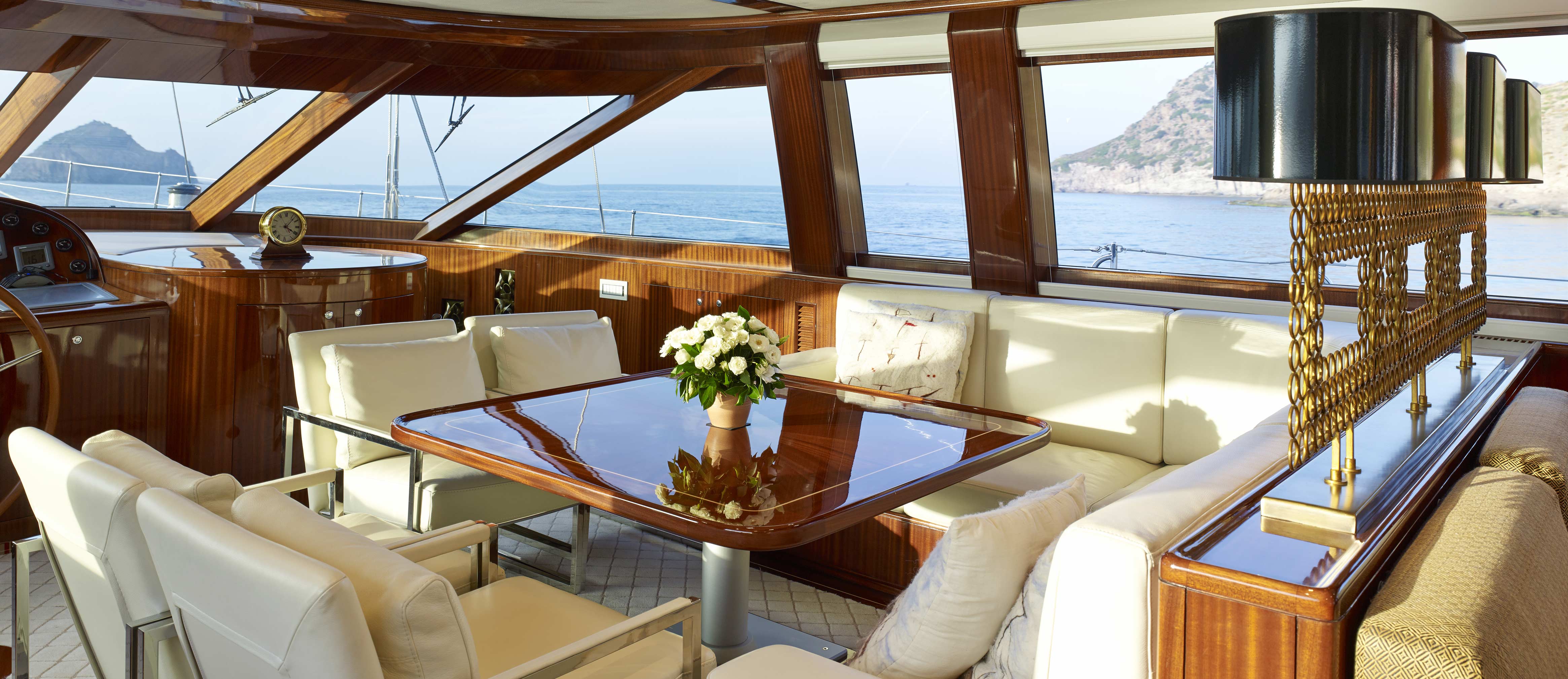 Glorious superyacht - Dining — Yacht Charter & Superyacht News