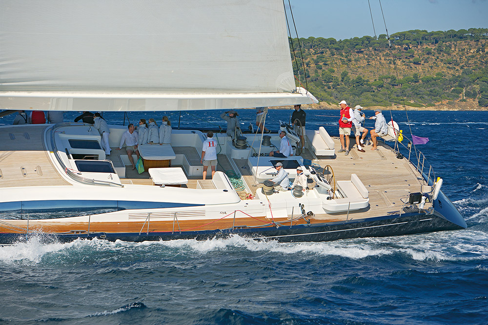 Hamilton II — Yacht Charter & Superyacht News