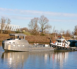 First YXT 24 Evolution yacht by LYNX YACHTS hits water — Yacht Charter ...