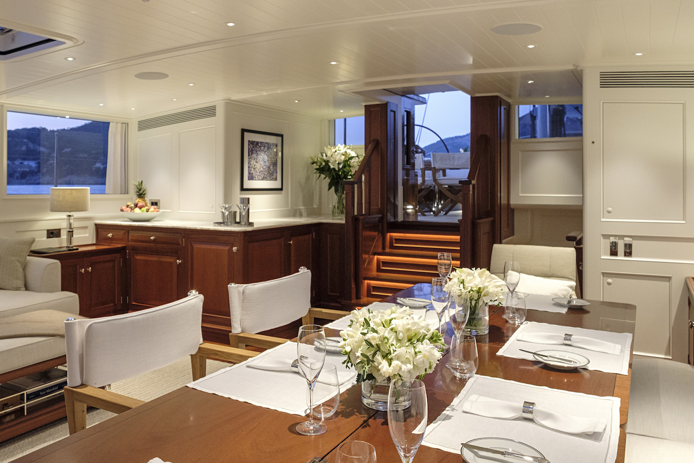 Dining table set up - Photo © Carlo Baroncini — Yacht Charter ...