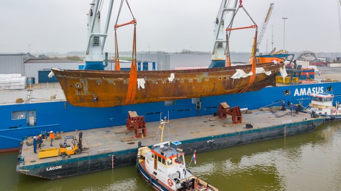 Classic 1950s motor yacht Istros to be refitted by Feadship — Yacht ...
