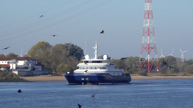 41m Catamaran Yacht NURJA spotted heading to Abeking & Rasmussen ...