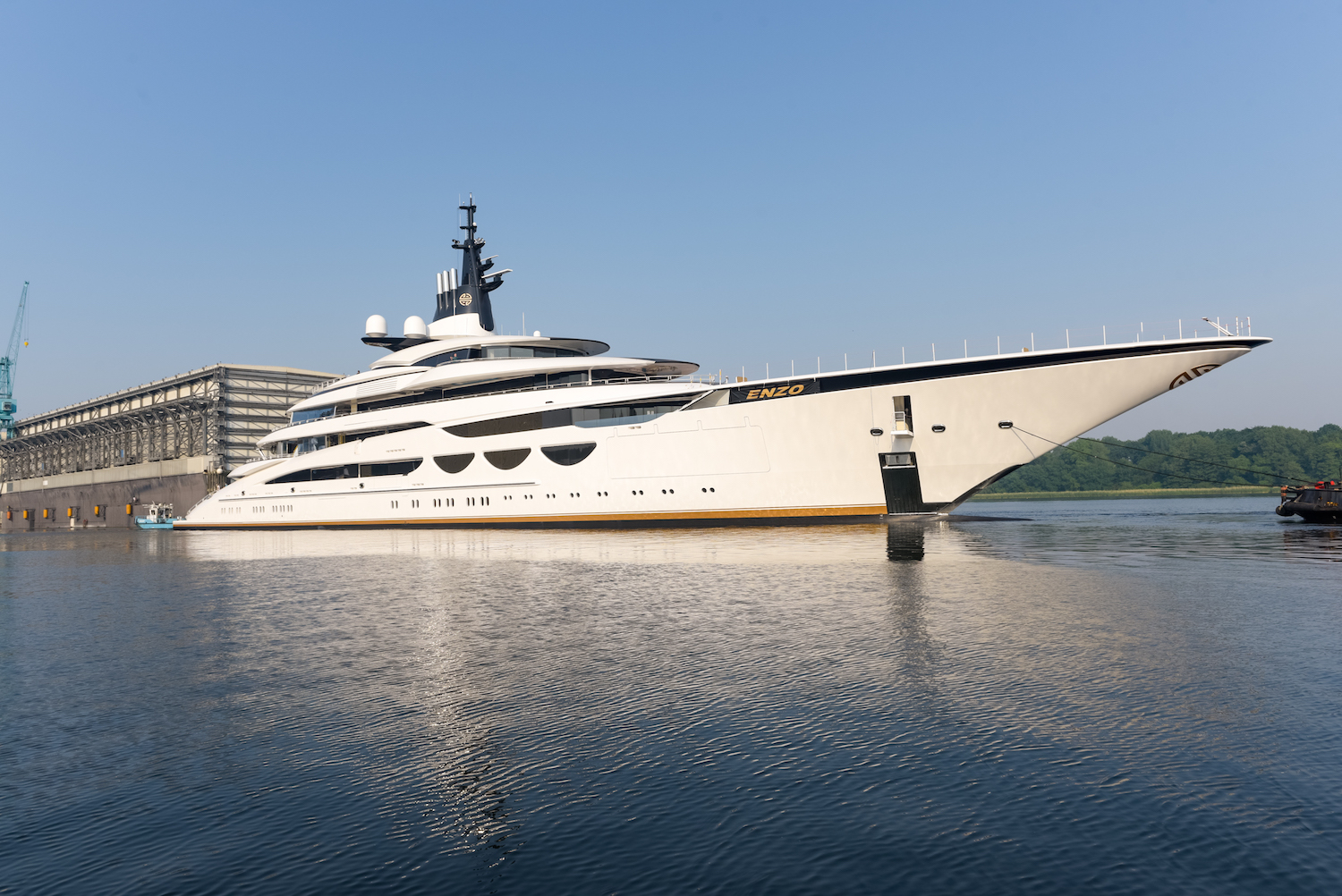 Project ENZO now called mega yacht APHO © KlausJordan — Yacht Charter ...