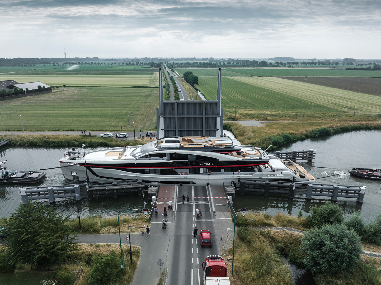 ULTRA G by Heesen Yachts - Photo © Heesen Yachts — Yacht Charter ...