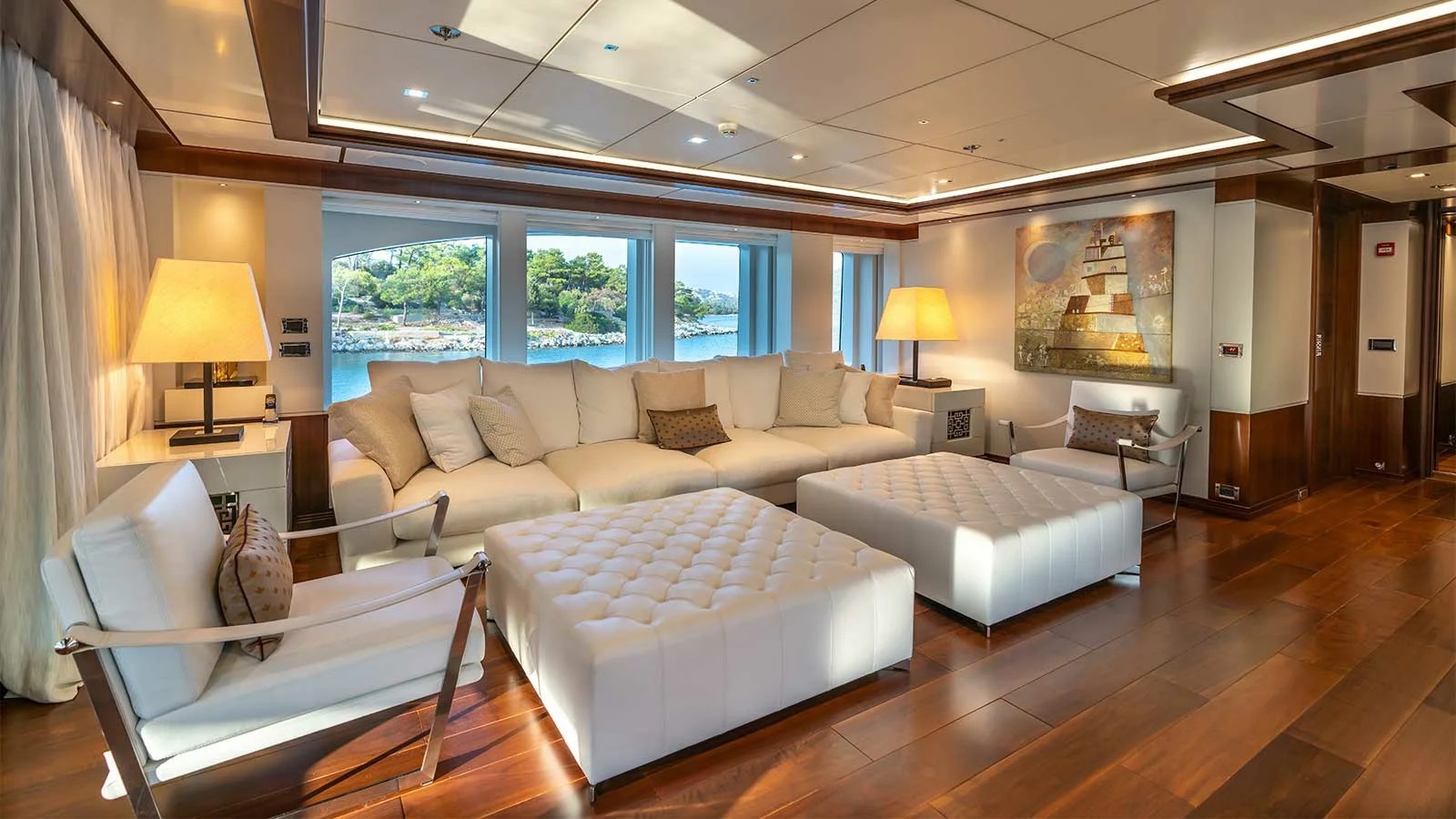 Sky lounge — Yacht Charter & Superyacht News