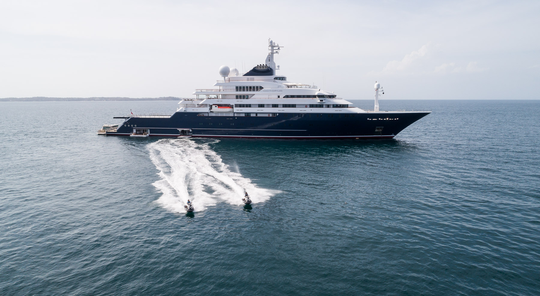 Superyacht OCTOPUS - image from Jeff Brown — Yacht Charter & Superyacht News